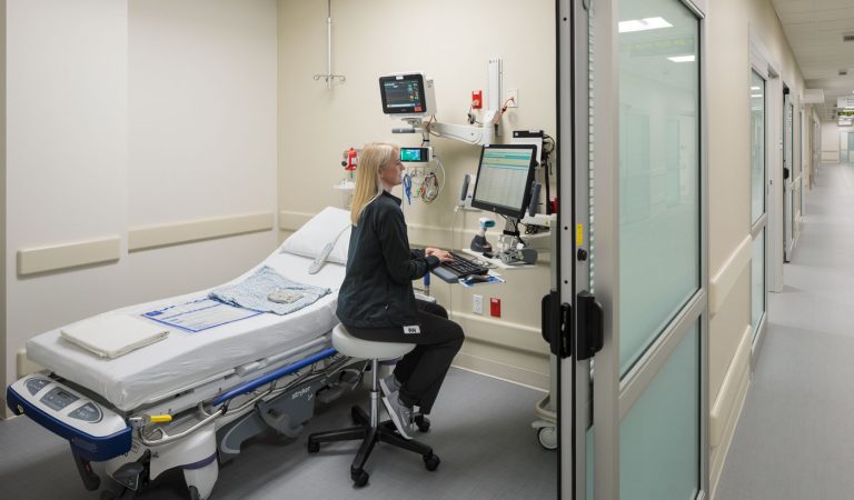 Patient Tower Exemplifies Modern Hospital Design Hasenstab Architects ...