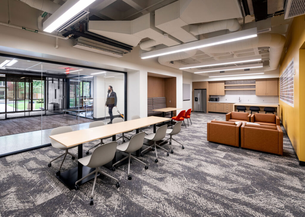 Materials Testing Lab | Case Western Reserve Univesity Hasenstab ...