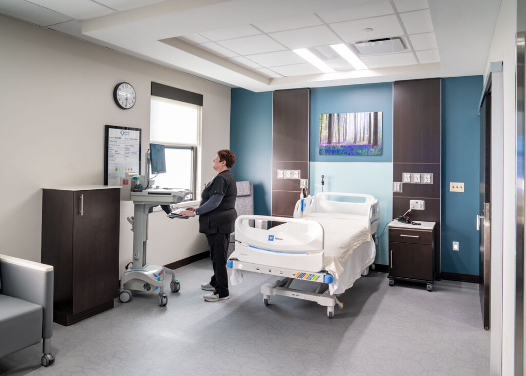 Joint Center of Excellence - Summa Health Hasenstab Architects ...