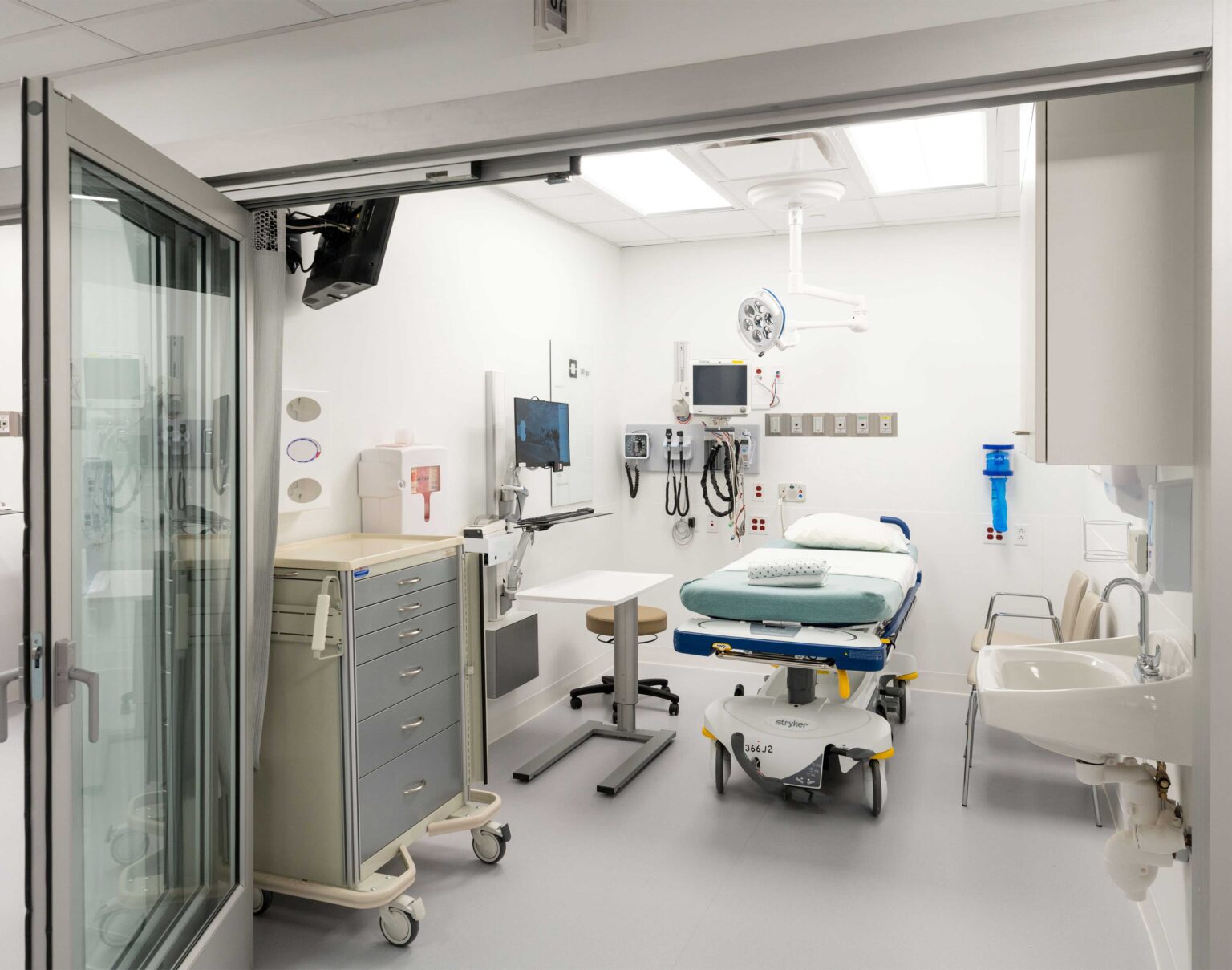 Our Work - Healthcare | Education | Laboratory | Corporate - Hasenstab ...